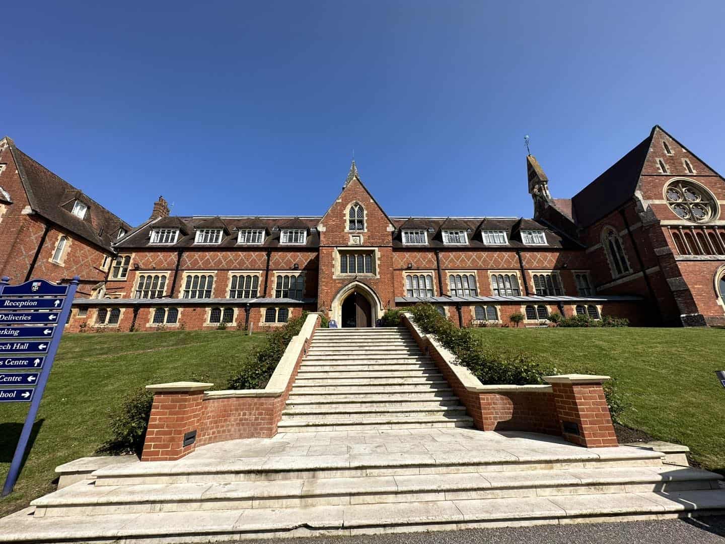 《創業10年 Cranleigh School終於來港招生》 - 英識教育