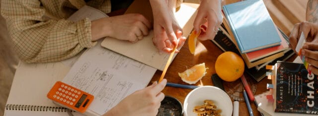 About UKiset - 英識教育