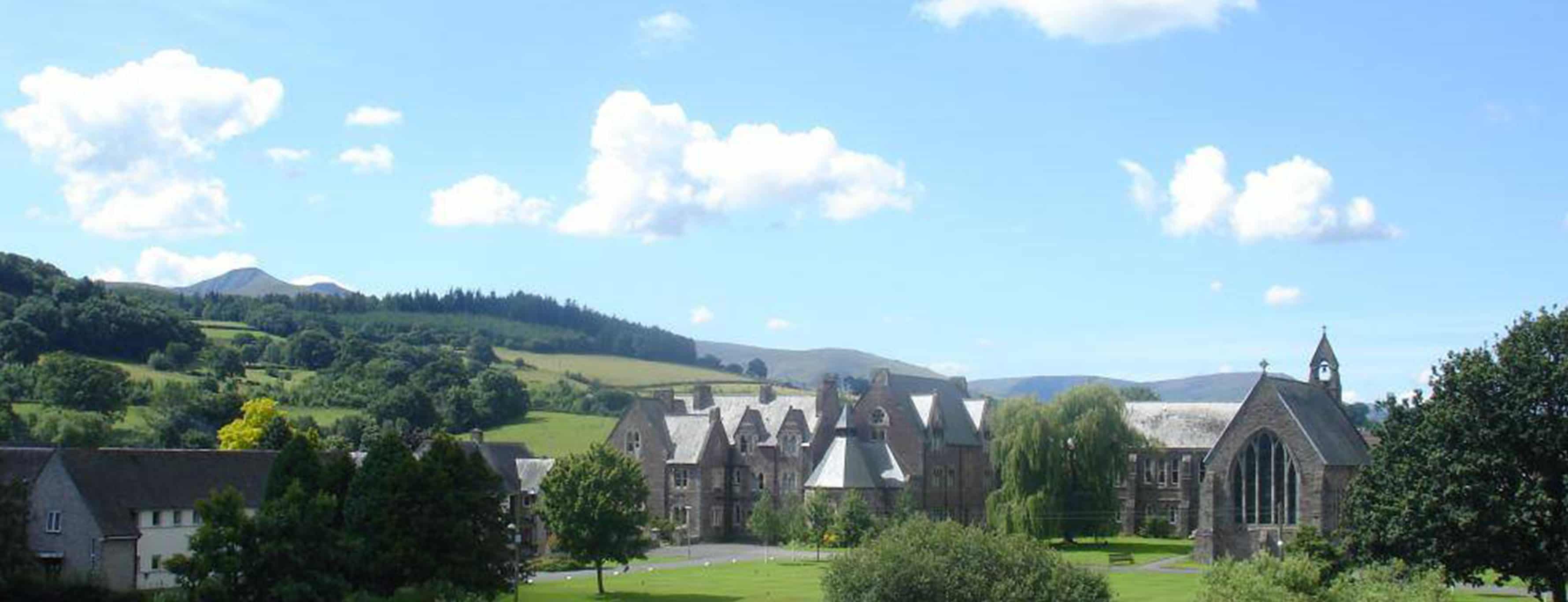 Christ College Brecon - 英識教育